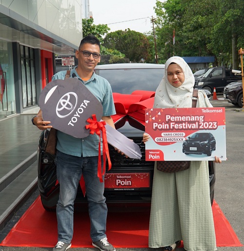 Pelanggan Setia Telkomsel Bawa Pulang Hadiah Mobil dan Sepeda Motor ...